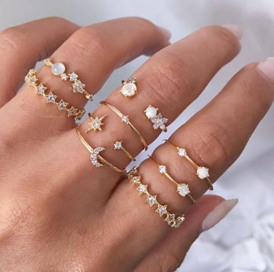 Aesthetic rings store